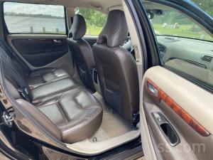 Black Volvo XC70 2006 in Riga, with an engine capacity of 2.40 L and mileage of 340 thousand km for 4390 €, photo 14 on AUTOMOTO.COM.LV