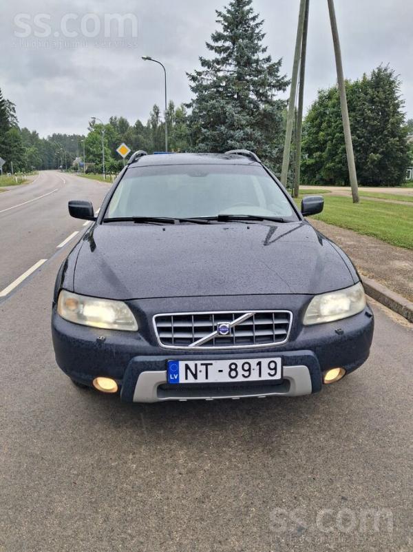 Melns Volvo XC70 2006 Ludza, ar dzinēja tilpumu 2.40 L un nobraukumu 309 tūkst. km par 3600 €, foto 7 vietnē AUTOMOTO.COM.LV
