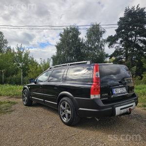 Черный Вольво ХС70 2006 в Рига, объемом двигателя 2.40 л и пробегом 305 тыс. км за 4290 €, фото 9 на AUTOMOTO.COM.LV