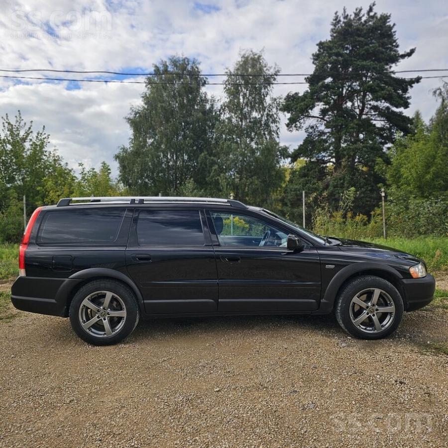 Черный Вольво ХС70 2006 в Рига, объемом двигателя 2.40 л и пробегом 305 тыс. км за 4290 €, фото 15 на AUTOMOTO.COM.LV