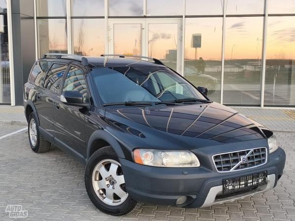 Black Volvo XC70 2006 in Vilnius, with an engine capacity of 2.40 L and mileage of 349 thousand km for 4200 €, photo 11 on AUTOMOTO.COM.LV