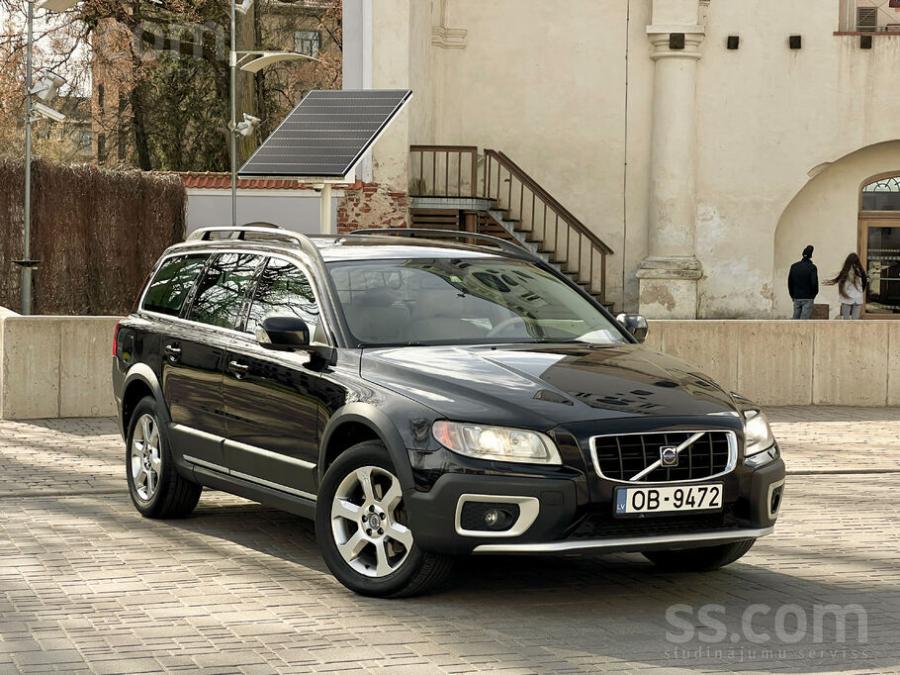 Melns Volvo XC70 2007 Rīga, ar dzinēja tilpumu 2.40 L un nobraukumu 0 tūkst. km par 5950 €, foto 1 vietnē AUTOMOTO.COM.LV