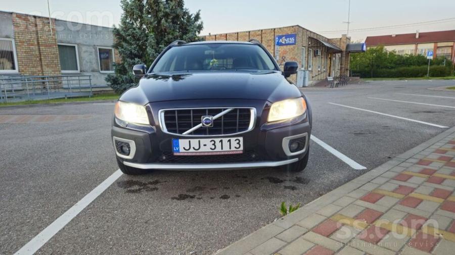 Melns Volvo XC70 2007 Rīga, ar dzinēja tilpumu 2.40 L un nobraukumu 0 tūkst. km par 7550 €, foto 18 vietnē AUTOMOTO.COM.LV