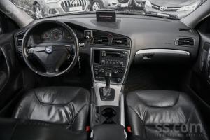 Melns Volvo XC70 2007 Rīga, ar dzinēja tilpumu 2.40 L un nobraukumu 550 tūkst. km par 3390 €, foto 8 vietnē AUTOMOTO.COM.LV