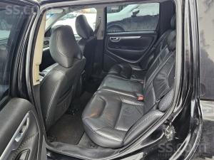 Melns Volvo XC70 2007 Rīga, ar dzinēja tilpumu 2.40 L un nobraukumu 260 tūkst. km par 3000 €, foto 13 vietnē AUTOMOTO.COM.LV