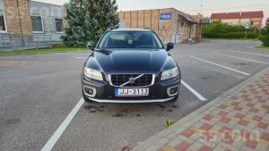 Black Volvo XC70 2007 in Riga, with an engine capacity of 2.40 L and mileage of 290 thousand km for 6700 €, photo 9 on AUTOMOTO.COM.LV