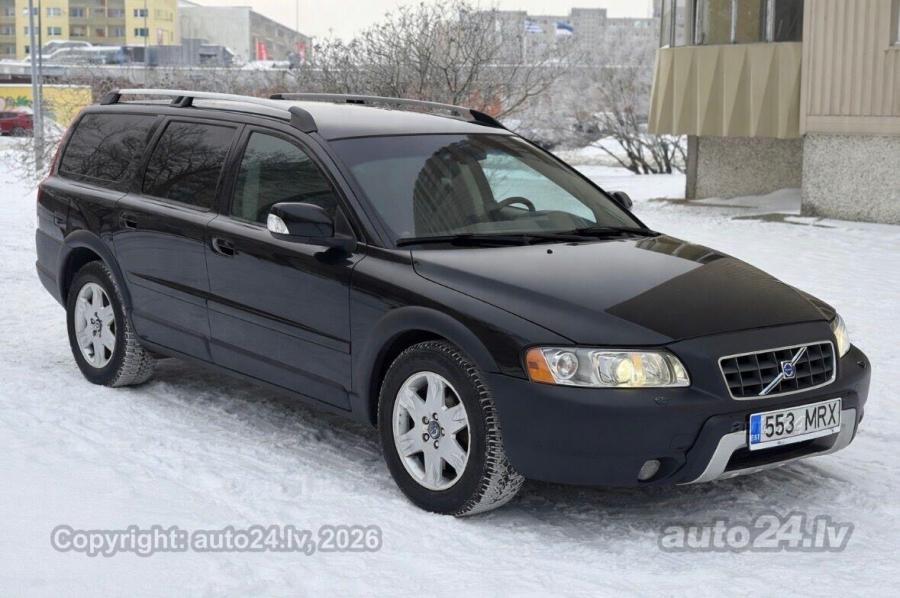 Melns Volvo XC70 2007 Tallina, ar dzinēja tilpumu 2.40 L un nobraukumu 340 tūkst. km par 3999 €, foto 2 vietnē AUTOMOTO.COM.LV