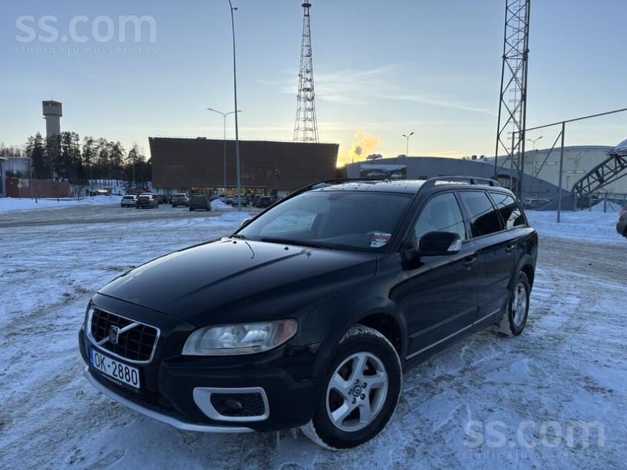 Melns Volvo XC70 2007 Valmiera, ar dzinēja tilpumu 2.40 L un nobraukumu 420 tūkst. km par 3350 €, foto 1 vietnē AUTOMOTO.COM.LV