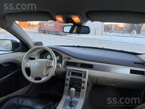 Melns Volvo XC70 2007 Valmiera, ar dzinēja tilpumu 2.40 L un nobraukumu 420 tūkst. km par 3350 €, foto 13 vietnē AUTOMOTO.COM.LV