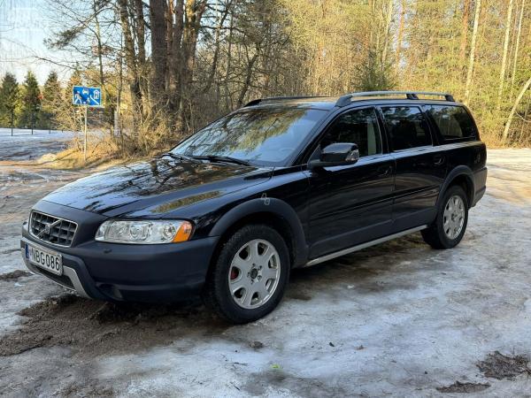 Melns Volvo XC70 2007 Ukmergė, ar dzinēja tilpumu 2.40 L un nobraukumu 336 tūkst. km par 2950 €, foto 1 vietnē AUTOMOTO.COM.LV
