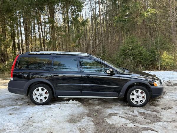 Melns Volvo XC70 2007 Ukmergė, ar dzinēja tilpumu 2.40 L un nobraukumu 336 tūkst. km par 2950 €, foto 6 vietnē AUTOMOTO.COM.LV