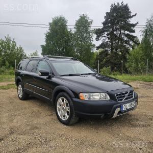 Black Volvo XC70 2007 in Riga, with an engine capacity of 2.40 L and mileage of 307 thousand km for 4450 €, photo  on AUTOMOTO.COM.LV
