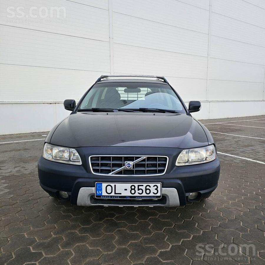 Melns Volvo XC70 2007 Rīga, ar dzinēja tilpumu 2.40 L un nobraukumu 307 tūkst. km par 3870 €, foto 3 vietnē AUTOMOTO.COM.LV
