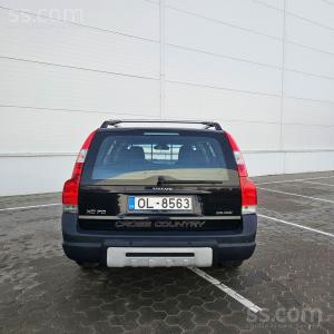 Melns Volvo XC70 2007 Rīga, ar dzinēja tilpumu 2.40 L un nobraukumu 307 tūkst. km par 3870 €, foto 7 vietnē AUTOMOTO.COM.LV