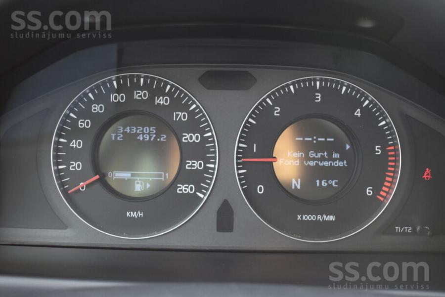 Black Volvo XC70 2007 in Kuldiga, with an engine capacity of 2.40 L and mileage of 0 thousand km for 7350 €, photo 14 on AUTOMOTO.COM.LV