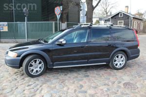 Black Volvo XC70 2007 in Riga, with an engine capacity of 2.40 L and mileage of 361 thousand km for 5450 €, photo 9 on AUTOMOTO.COM.LV