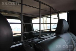 Black Volvo XC70 2007 in Riga, with an engine capacity of 2.40 L and mileage of 361 thousand km for 5450 €, photo 17 on AUTOMOTO.COM.LV