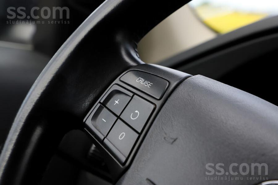 Melns Volvo XC70 2007 Tukums, ar dzinēja tilpumu 2.40 L un nobraukumu 0 tūkst. km par 5750 €, foto 12 vietnē AUTOMOTO.COM.LV
