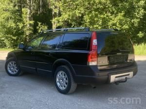 Black Volvo XC70 2007 in Riga, with an engine capacity of 2.40 L and mileage of 340 thousand km for 4450 €, photo 11 on AUTOMOTO.COM.LV