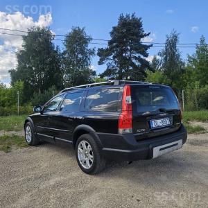 Black Volvo XC70 2007 in Riga, with an engine capacity of 2.40 L and mileage of 307 thousand km for 3990 €, photo 5 on AUTOMOTO.COM.LV