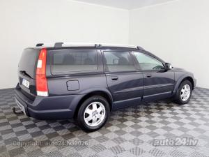Черный Вольво ХС70 2007 в Таллин, объемом двигателя 2.40 л и пробегом 276 тыс. км за 2299 €, фото 4 на AUTOMOTO.COM.LV