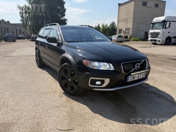 Melns Volvo XC70 2007 Gulbene, ar dzinēja tilpumu 2.40 L un nobraukumu 288 tūkst. km par 8000 €, foto 1 vietnē AUTOMOTO.COM.LV