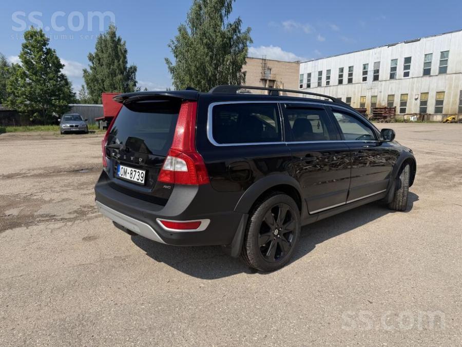 Melns Volvo XC70 2007 Gulbene, ar dzinēja tilpumu 2.40 L un nobraukumu 288 tūkst. km par 8000 €, foto 5 vietnē AUTOMOTO.COM.LV