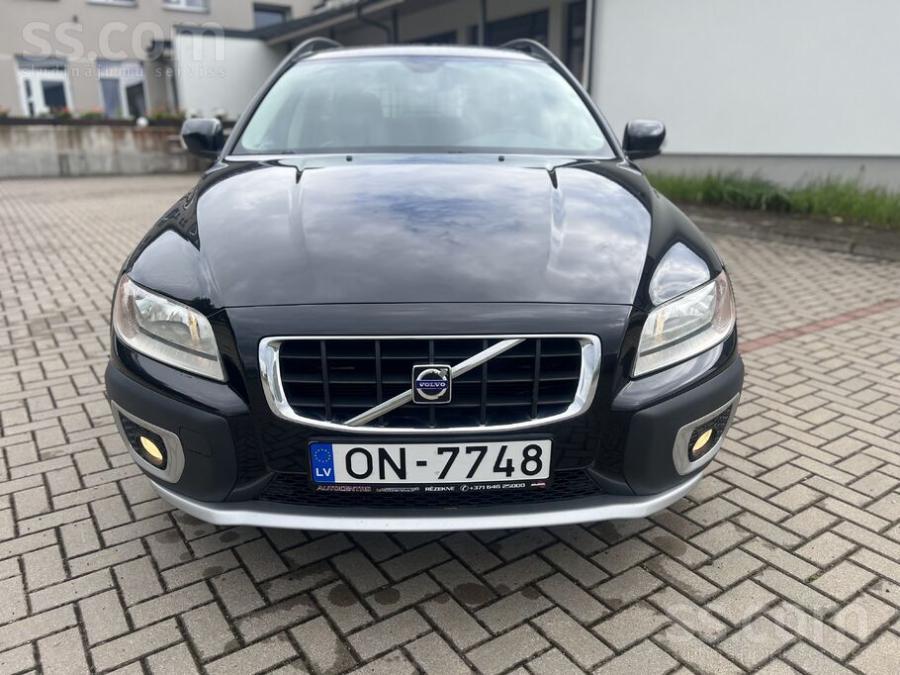 Melns Volvo XC70 2007 Rēzekne, ar dzinēja tilpumu 2.40 L un nobraukumu 372 tūkst. km par 6350 €, foto 1 vietnē AUTOMOTO.COM.LV