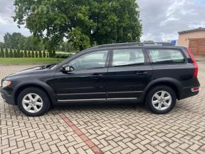 Melns Volvo XC70 2007 Rēzekne, ar dzinēja tilpumu 2.40 L un nobraukumu 372 tūkst. km par 6350 €, foto 5 vietnē AUTOMOTO.COM.LV