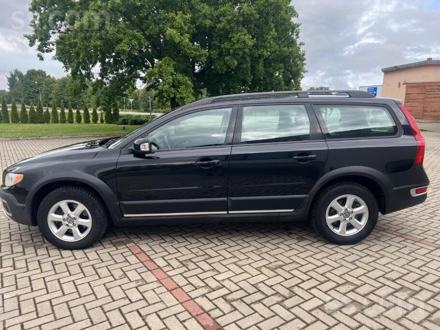 Melns Volvo XC70 2007 Rēzekne, ar dzinēja tilpumu 2.40 L un nobraukumu 372 tūkst. km par 6350 €, foto 5 vietnē AUTOMOTO.COM.LV