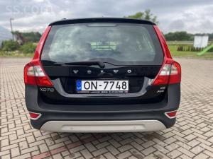 Melns Volvo XC70 2007 Rēzekne, ar dzinēja tilpumu 2.40 L un nobraukumu 372 tūkst. km par 6350 €, foto 8 vietnē AUTOMOTO.COM.LV
