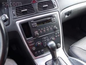 Черный Вольво ХС70 2007 в Рига, объемом двигателя 2.40 л и пробегом 274 тыс. км за 4050 €, фото 10 на AUTOMOTO.COM.LV