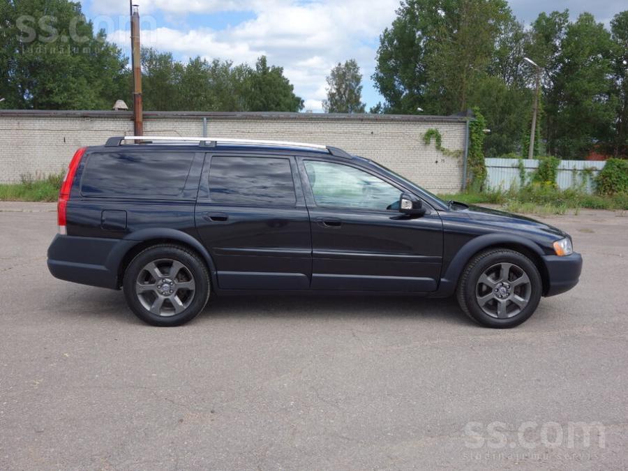 Черный Вольво ХС70 2007 в Рига, объемом двигателя 2.40 л и пробегом 274 тыс. км за 4050 €, фото 13 на AUTOMOTO.COM.LV