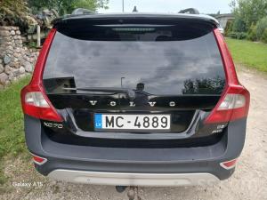 Black Volvo XC70 2007 in Riga, with an engine capacity of 2.40 L and mileage of 300 thousand km for 3500 €, photo 6 on AUTOMOTO.COM.LV