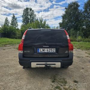 Melns Volvo XC70 2007 Rīga, ar dzinēja tilpumu 2.40 L un nobraukumu 398 tūkst. km par 4540 €, foto 6 vietnē AUTOMOTO.COM.LV