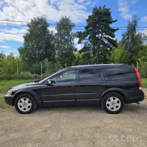 Melns Volvo XC70 2007 Rīga, ar dzinēja tilpumu 2.40 L un nobraukumu 398 tūkst. km par 4540 €, foto 9 vietnē AUTOMOTO.COM.LV
