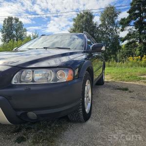 Melns Volvo XC70 2007 Rīga, ar dzinēja tilpumu 2.40 L un nobraukumu 398 tūkst. km par 4540 €, foto 10 vietnē AUTOMOTO.COM.LV