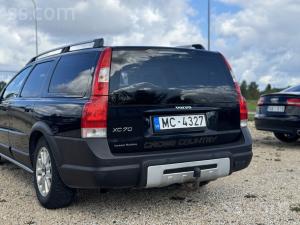 Melns Volvo XC70 2007 Valmiera, ar dzinēja tilpumu 2.40 L un nobraukumu 299 tūkst. km par 3400 €, foto 9 vietnē AUTOMOTO.COM.LV