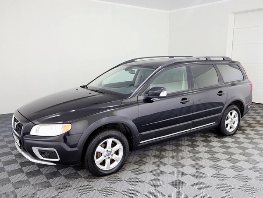 Black Volvo XC70 2007 in Tallinn, with an engine capacity of 2.40 L and mileage of 255 thousand km for 3699 €, photo 3 on AUTOMOTO.COM.LV
