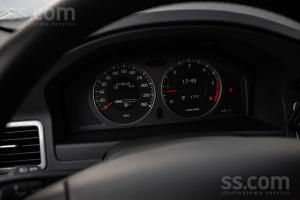 Melns Volvo XC70 2007 Jelgava, ar dzinēja tilpumu 2.40 L un nobraukumu 280 tūkst. km par 5500 €, foto 22 vietnē AUTOMOTO.COM.LV