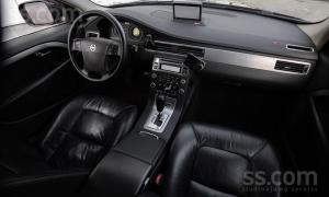 Melns Volvo XC70 2007 Jelgava, ar dzinēja tilpumu 2.40 L un nobraukumu 280 tūkst. km par 5500 €, foto 24 vietnē AUTOMOTO.COM.LV