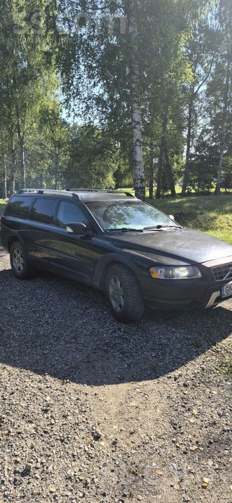 Black Volvo XC70 2007 in Valka, with an engine capacity of 2.40 L and mileage of 606 thousand km for 2500 €, photo 3 on AUTOMOTO.COM.LV
