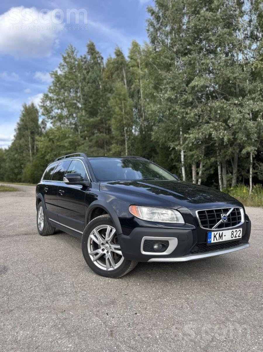 Melns Volvo XC70 2007 Balvi, ar dzinēja tilpumu 2.40 L un nobraukumu 423 tūkst. km par 5500 €, foto 1 vietnē AUTOMOTO.COM.LV