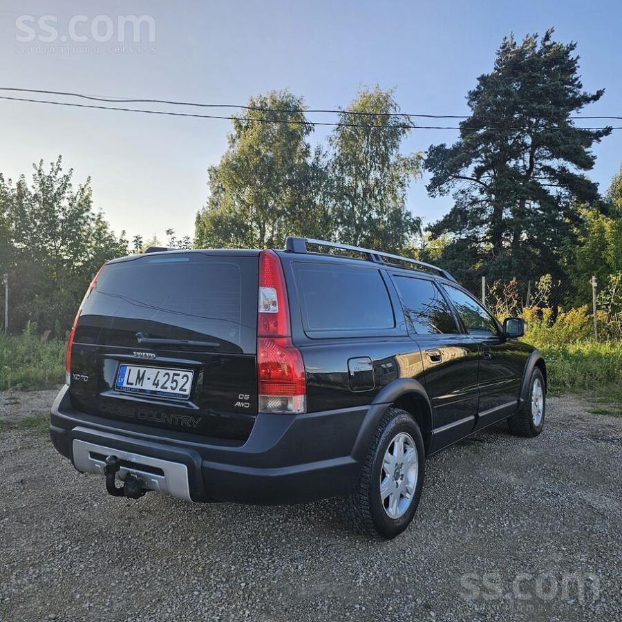 Melns Volvo XC70 2007 Rīga, ar dzinēja tilpumu 2.40 L un nobraukumu 0 tūkst. km par 3950 €, foto 5 vietnē AUTOMOTO.COM.LV
