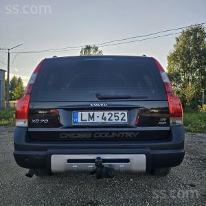 Melns Volvo XC70 2007 Rīga, ar dzinēja tilpumu 2.40 L un nobraukumu 0 tūkst. km par 3950 €, foto 6 vietnē AUTOMOTO.COM.LV