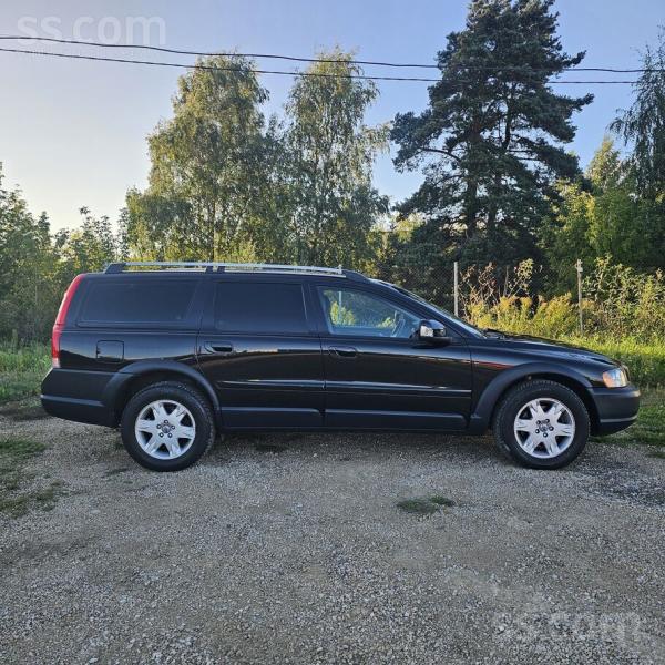 Volvo XC70 2007 Rīga vietnē Melns Volvo XC70 2007 Rīga, ar dzinēja tilpumu 2.40 L un nobraukumu 0 tūkst. km par 3950 €, foto 8 vietnē AUTOMOTO.COM.LV