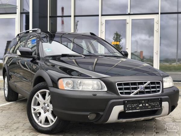 Black Volvo XC70 2007 in Vilnius, with an engine capacity of 2.40 L and mileage of 315 thousand km for 4580 €, photo 8 on AUTOMOTO.COM.LV