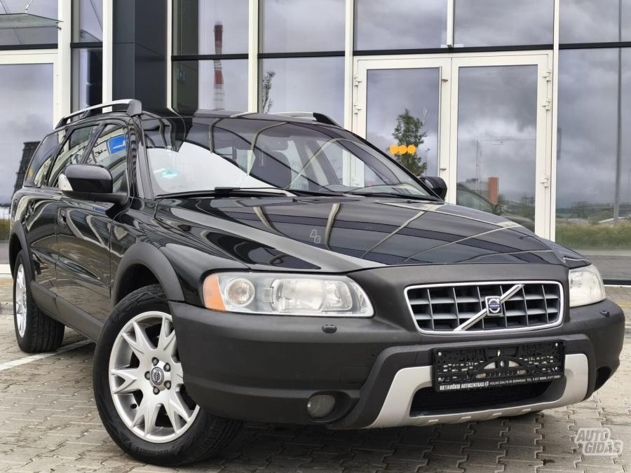 Black Volvo XC70 2007 in Vilnius, with an engine capacity of 2.40 L and mileage of 315 thousand km for 4580 €, photo 9 on AUTOMOTO.COM.LV