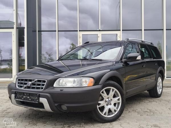 Black Volvo XC70 2007 in Vilnius, with an engine capacity of 2.40 L and mileage of 315 thousand km for 4580 €, photo 11 on AUTOMOTO.COM.LV