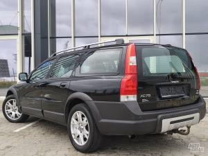 Black Volvo XC70 2007 in Vilnius, with an engine capacity of 2.40 L and mileage of 315 thousand km for 4580 €, photo 12 on AUTOMOTO.COM.LV